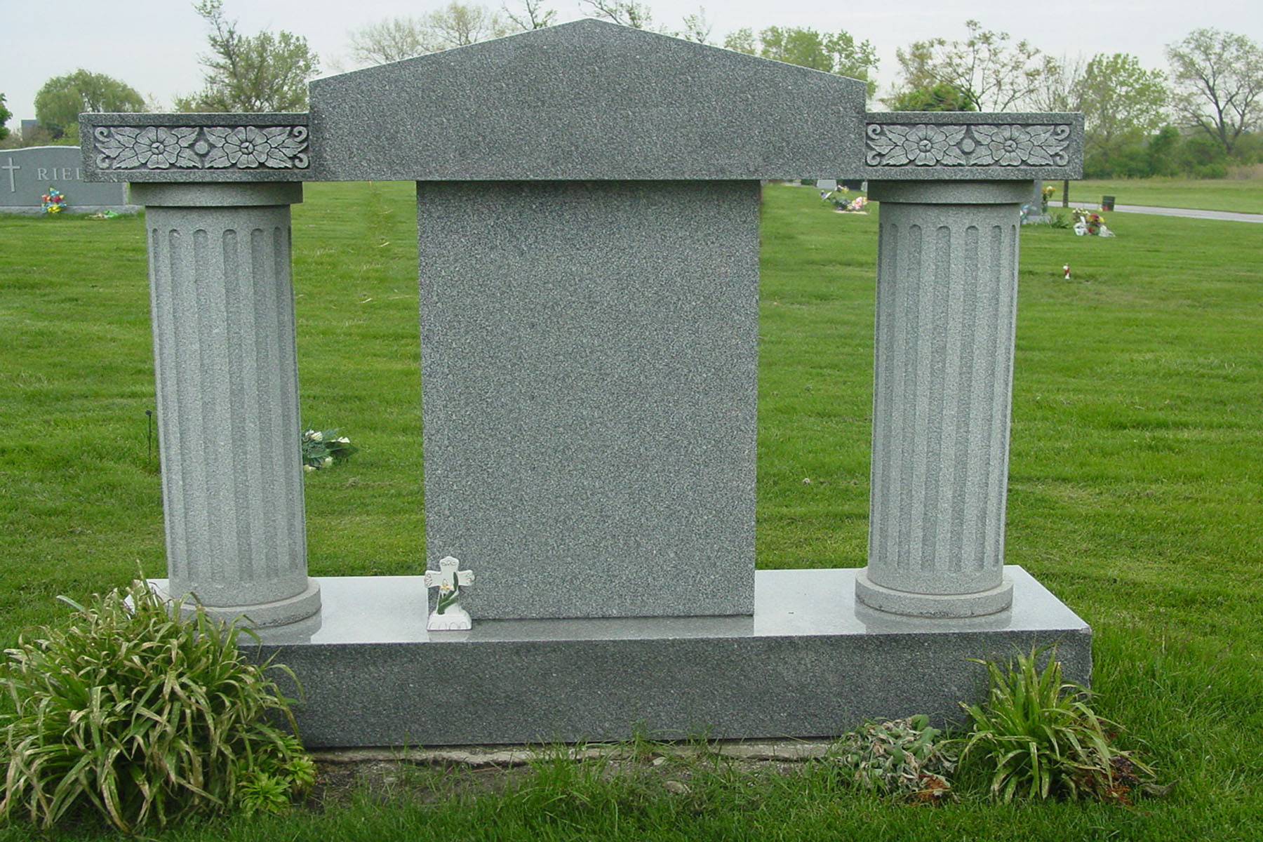 GR1 - ABC MonumentsABC Monuments